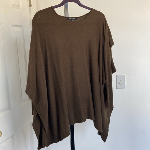Romeo & Juliet Couture | Sweaters | Olive Green Poncho With Form ...